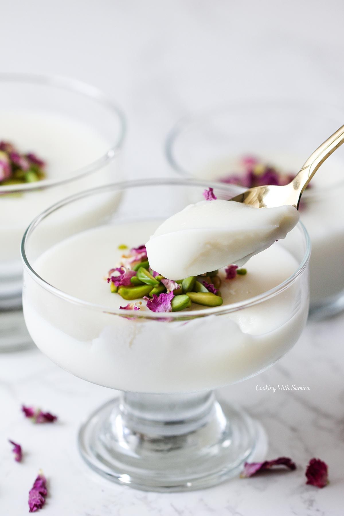 Fereni Recipe (Persian Rice Flour Pudding)